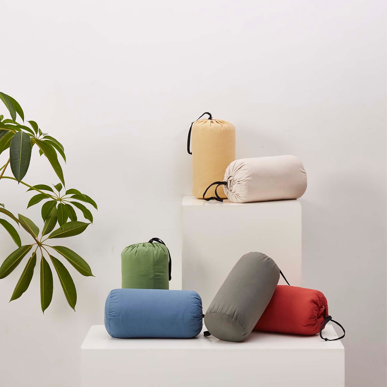 Beautyrest 650 Fill Power Packable Down Throw With Pouch – Blue Ridge ...